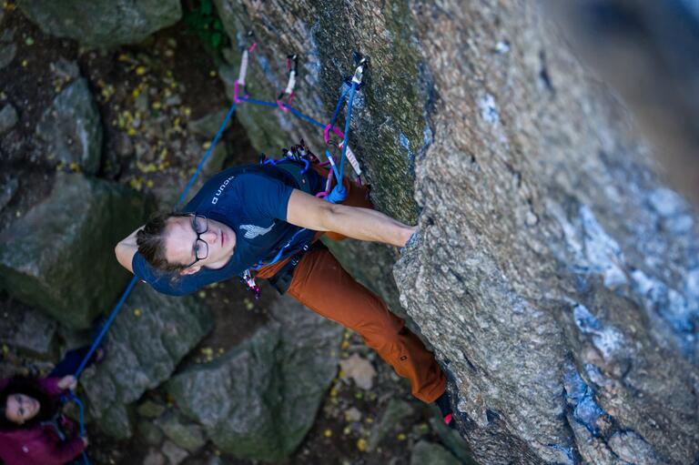 Raven: Smooth Clips, No Distractions – Just Pure Climbing | OCÚN