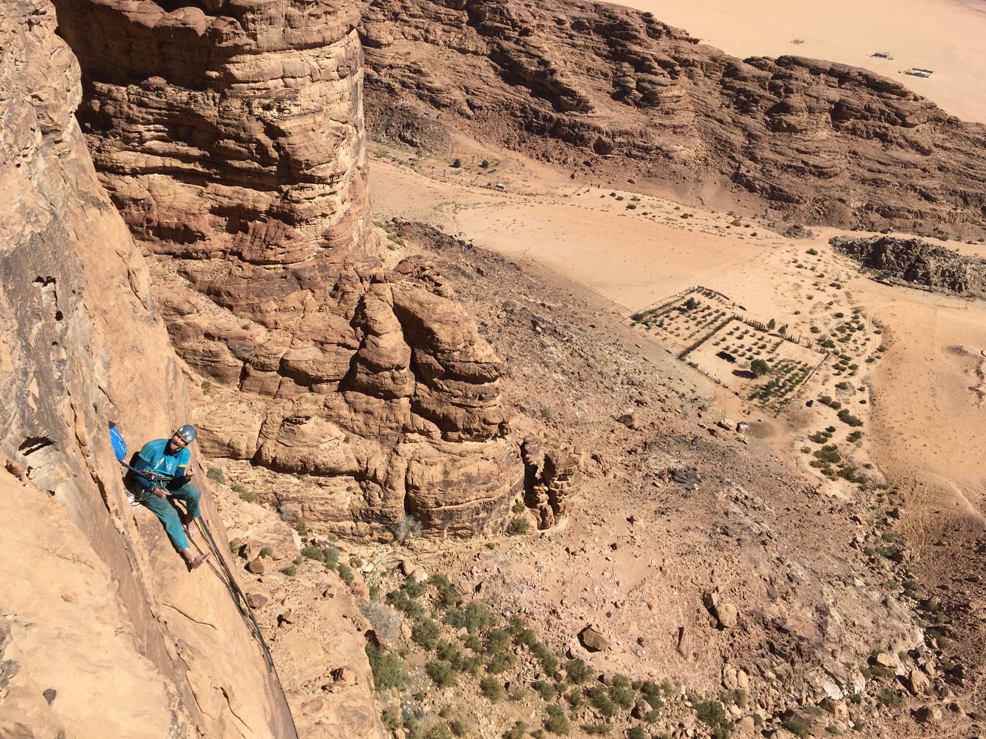 Wadi Rum: Desert Climbing Romance with a Hint of Cardamom | OCÚN