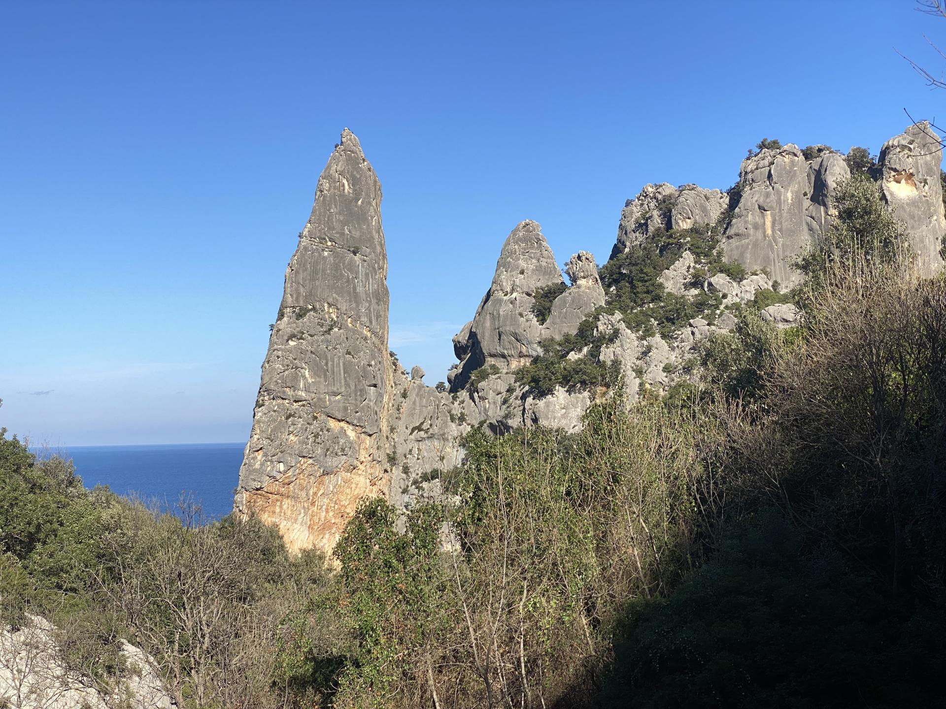 Discover Sardinia: A winter paradise for climbers and beach lovers | OCÚN